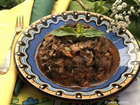 Гъби с пресен лук