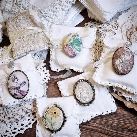 프랑스자수 Mimi ⚜️ 프랑스자수 프랑스자수mimi 일산프랑스자수 햄프린넨가방 자수가방 Embroidery