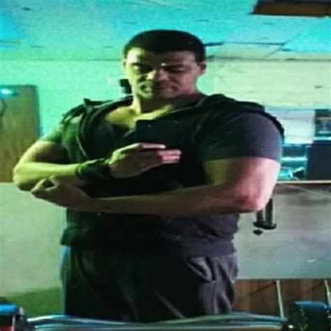 Elwin Browne Elwinbrowne • Threads Say More