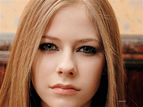 Avril Ramona Lavigne Best Pictures Hottest Pictures Wallpapers