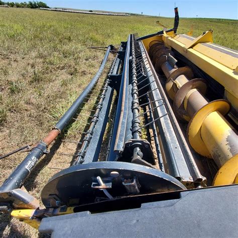 2007 New Holland HS16 Header Agriculture BigIron