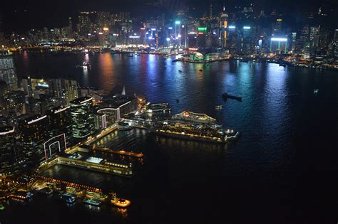 2025维多利亚港游玩攻略 维多利亚海港是香港的经典景 去哪儿攻略