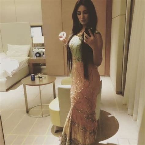 Mathira Khan Loves Modeling Than Acting