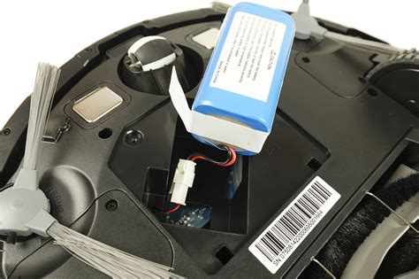 Обзор робота-пылесоса Polaris PVCR 0726 Gyro для сухой и влажной уборки