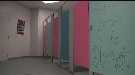 Summerville Middle School Bathrooms Get Make Over