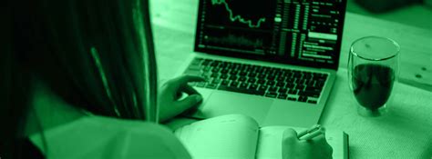 Using Fibonacci Levels To Analyze Market Movements For Support And