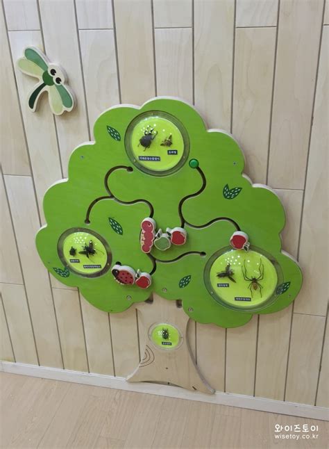 구로구 해담어린이집인테리어 와이즈토이 환경구성 유치원 환경구성 영아반 환경구성 생태나무와 친구들 생태연못과 친구들 예쁜어린이집인테리어 원목교구 벽장식 감각교구 수조작교구
