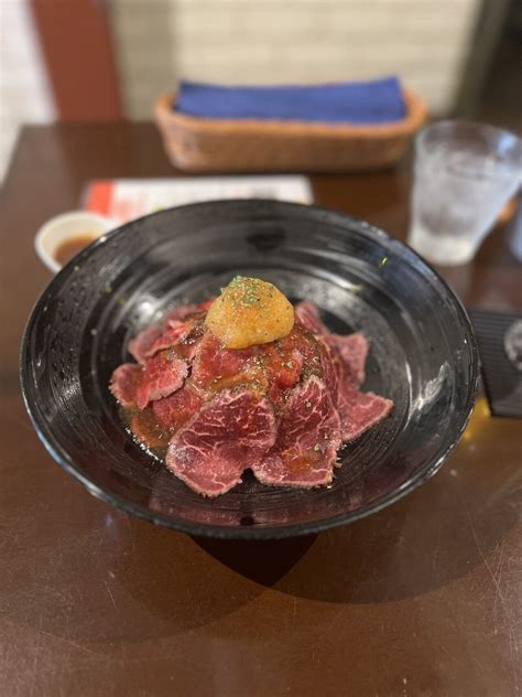 아까 점심으로 먹은 로스트비프동 음식여행 에펨코리아