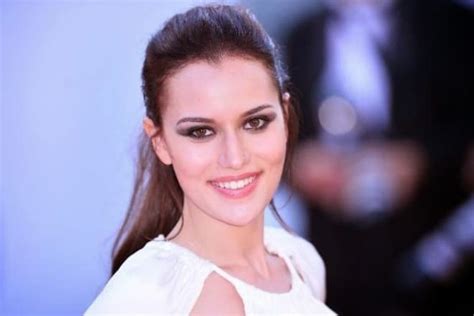 Fahriye Evcen Facts Bio Career Net Worth Aidwiki