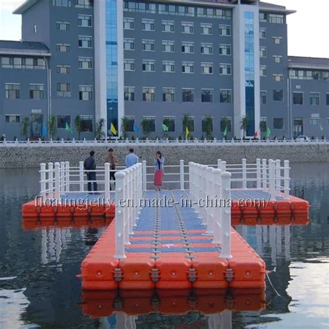 HDPE Plastic Modular Floating Dock Price Floating Dock And Plastic HDPE Jetski Platform