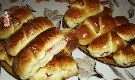 Кифлички с шипков мармалад рецепта Как се приготвят Кифлички с шипков мармалад Активираме