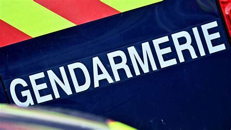 Une Adolescente De 18 Ans Meurt Accidentellement Percutée Par Un Train