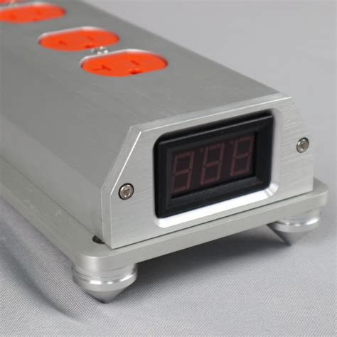 소리전자 6구형 멀티탭 110v 9999 Pure Silver 디지털전압계 소리전자 6구형 멀티탭 110v 9999 Pure Silver 디지털전압계