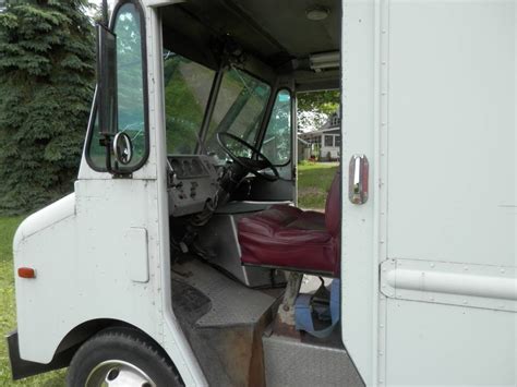 1985 Grumman P30 Step Van Toter W Cummins 6bt Swap Deadclutch