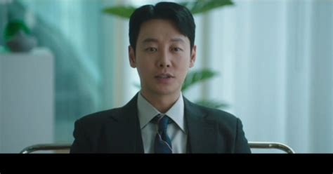 종합 사기꾼 천우희 김동욱 사지로 내몰았다이로운 사기