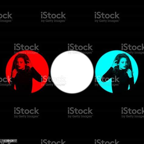 Rgb 색상 분할 효과로 검은 배경으로 조명 된 원에 서있는 아름다운 여성 분리에 대한 스톡 사진 및 기타 이미지 분리