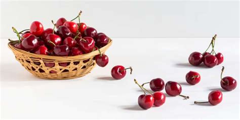 चेरी खाने से क्या लाभ होते हैं