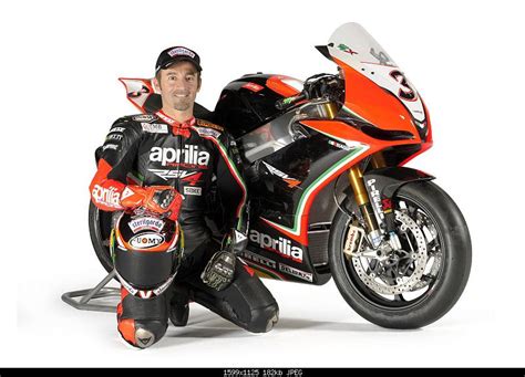 Apriliaforum 2012 Aprilia Wsbk Team Preview With Wallpaper Downloads