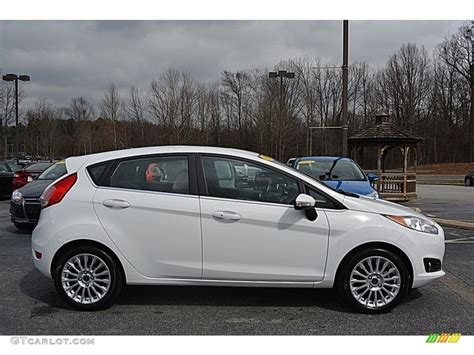 Oxford White 2015 Ford Fiesta Titanium Hatchback Exterior Photo