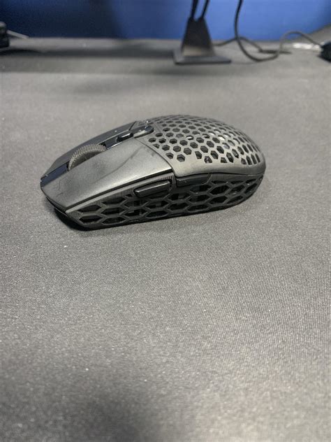 G305 light weight : MouseReview
