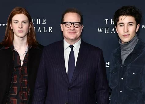 Редкий выход Брендан Фрейзер C красавцами сыновьями на предпоказе фильма Кит в Нью Йорке