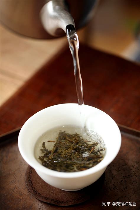 到茶叶店买茶时，如何快速识别出劣质茶，买到货真价实的好茶？ 知乎