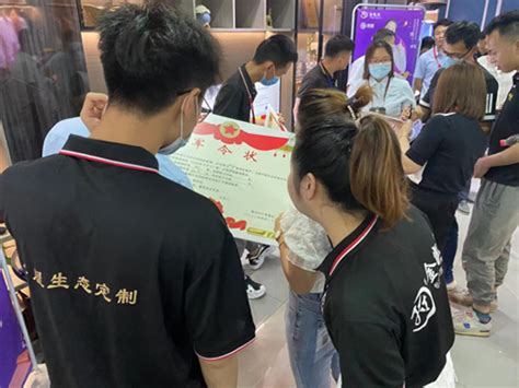 全城联动 冠军代言 创意维简全屋定制豪夺定制市场 全屋家居资讯 财富中国网