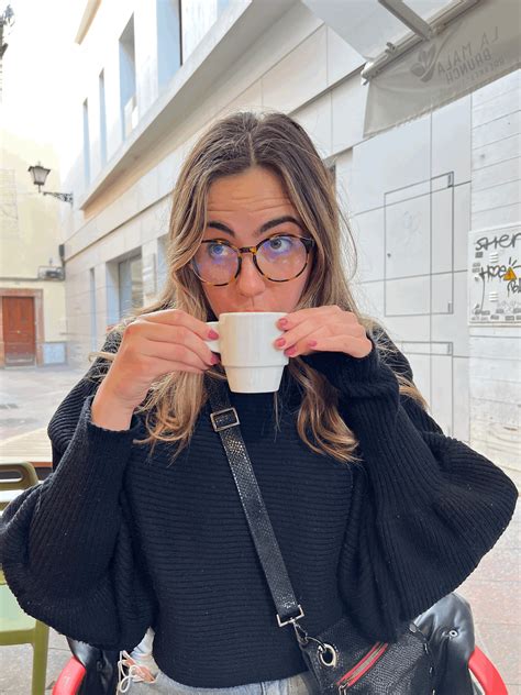 Caroline Meredith Medium