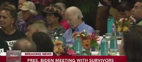 Biden Se Queda Dormido En Un Encuentro Con Los Supervivientes Del