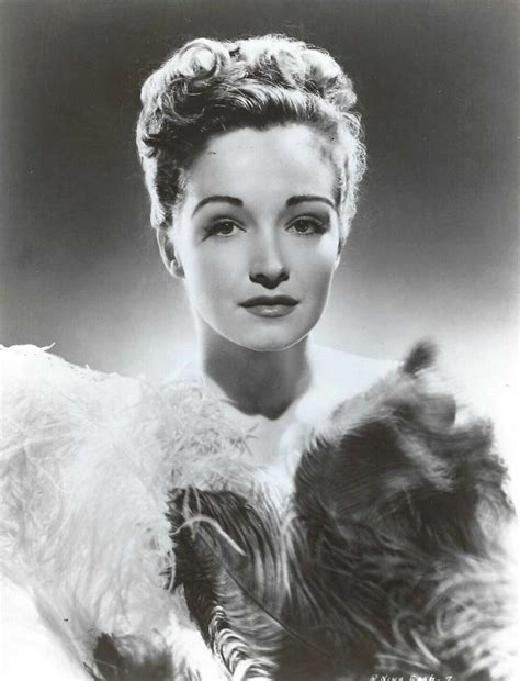 30 Fabulous Portrait Photos Of Nina Foch In The 1940s ~ Vintage Everyday