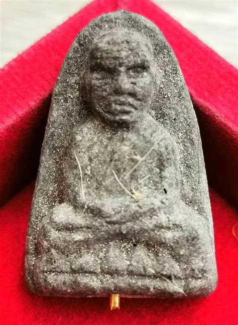 หลวงปู่ทวดเนื้อว่าน ผสมมวลสารหลวงปู่ทวดปี 2497 พิมพ์ต้อใหญ่ รุ่นแรก ฝั่งตะกรุดทองคำ พ่อแก่