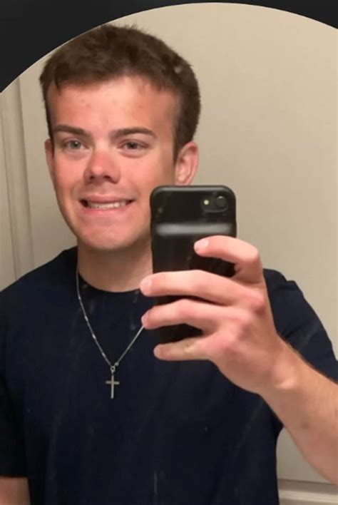 What We Know About Suspected Florida State University Shooter Phoenix Ikner The Independent