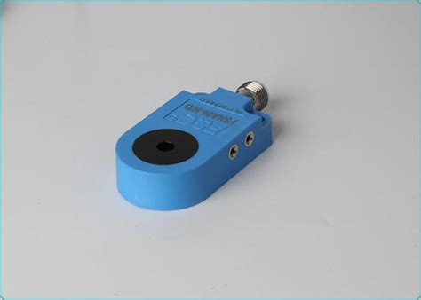 3 Pin M8 Plug Ring Inductive Proximity Sensor Switch 3mm Sensitivity