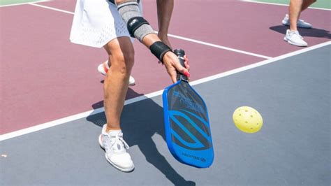 How To Hit A Third Shot Drop In Pickleball The Art Of Pickleball