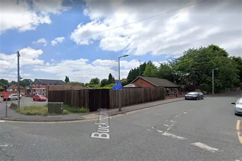 Erratic Mum Bites Cops In Rowley Regis After Dialling 999 Over False Sex Offence Claims