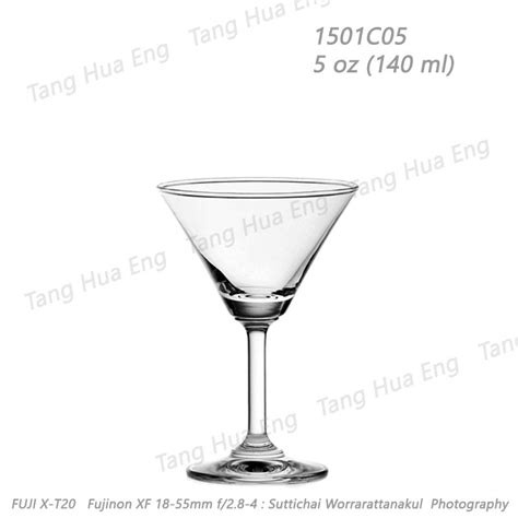 กาวอะครีลิคแบบธรรมดา ขนาด 5 ออนซ์ และ 15 ออนซ์ กาวอะคริลิค Golfkanokporn Thaipick