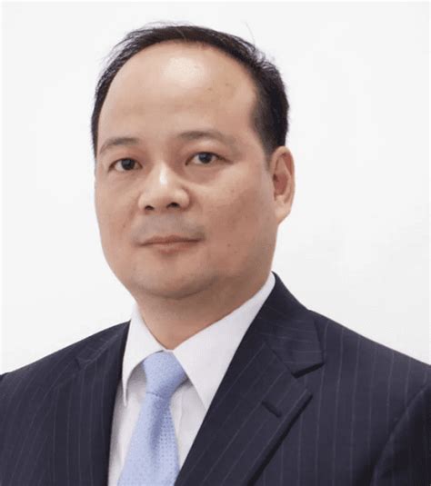 中 Catl 회장 전기차 배터리 안전 기준 높여야