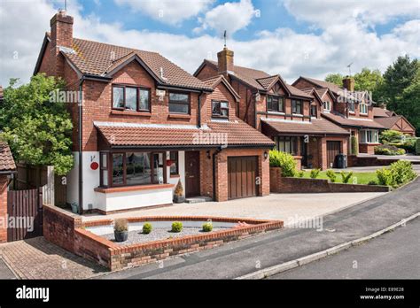Modern Mansions In England