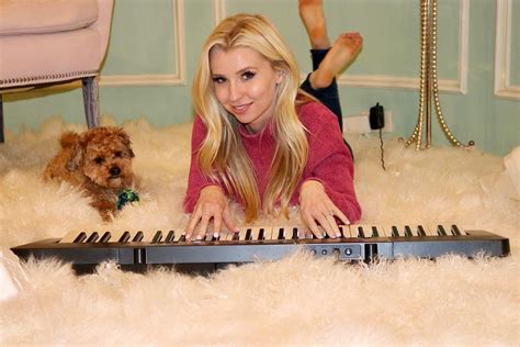 Tiffany Houghtons Feet