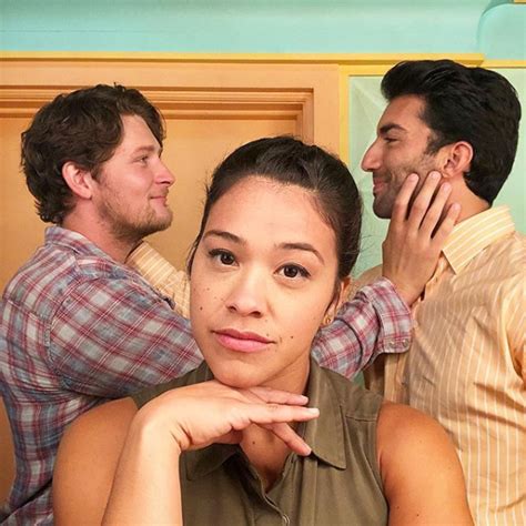 Jane With Rafael And Michael JaneTheVirgin Season 5 Jane The Virgin