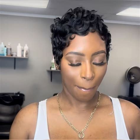 Discover 330 Baddie Haircuts And Short Hair Styles Ideas On This Pinterest Board Natural Hair