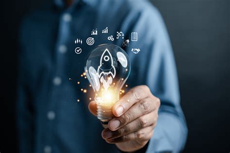 로켓 아이콘이 있는 핸드 비즈니스 목표와 성공 달성 개념에 대한 빠른 시작 비즈니스 Brand Name Smart Phone에 대한 스톡 사진 및 기타 이미지 Brand