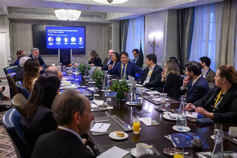 Тогмидын Доржханд Added A New Photo Тогмидын Доржханд