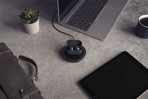 Jabra Elite T Active T Now Come With Wireless Charging Case