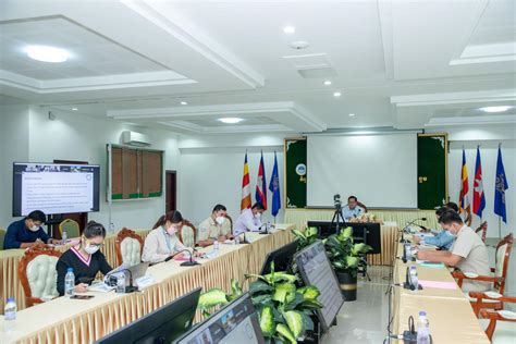 កិច្ចប្រជុំពិភាក្សារវាង ប ស ស ហេង សុផាន់ណារិទ្ធ Facebook