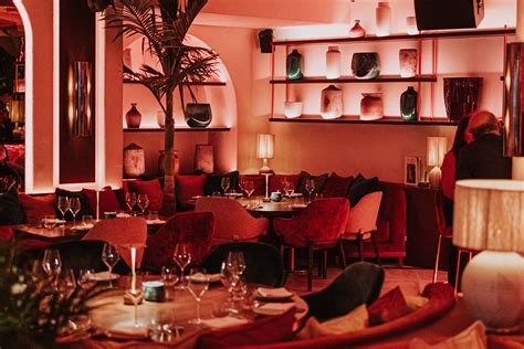 Nao Saint Tropez • Festive Japanese Restaurant