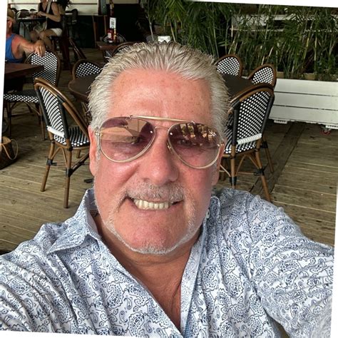 David Shindler Chief Executive Officer Christmas Decor Southeast Linkedin