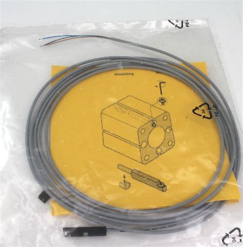 Turck Br Inr Ar7x Proximity Sensor New