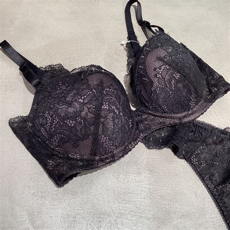 ブラックのレースの透け感がセクシーなblカラー˚ ₊⁎〜bragenic Smoothing〜 サルート By ワコール クリスタ長堀