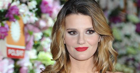 Zofia Zborowska W Bikini Aktorka Szaleje A Fani S Zachwyceni Plejada Pl